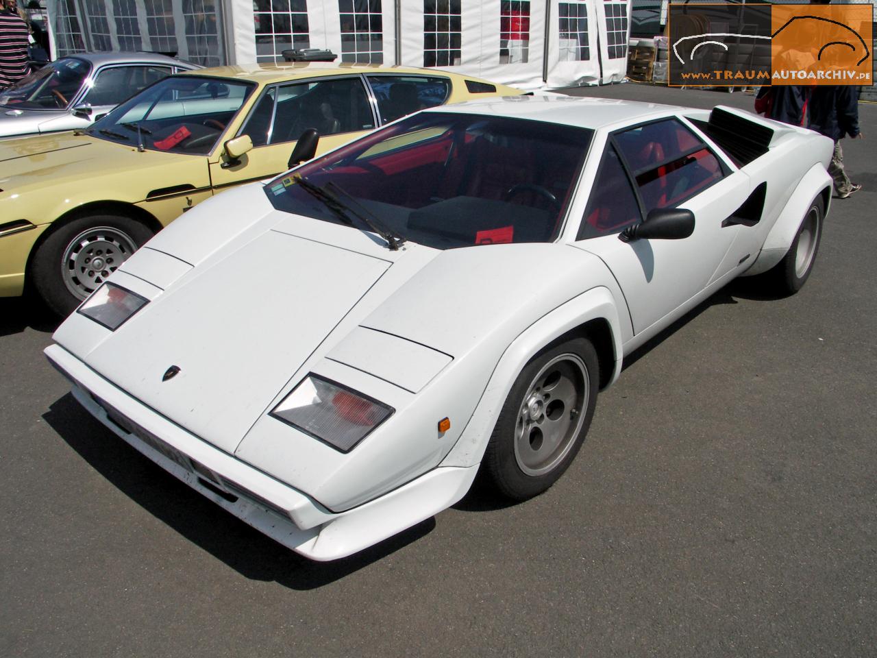 Lamborghini Countach LP 500 S Quattrovalvole '1987.jpg